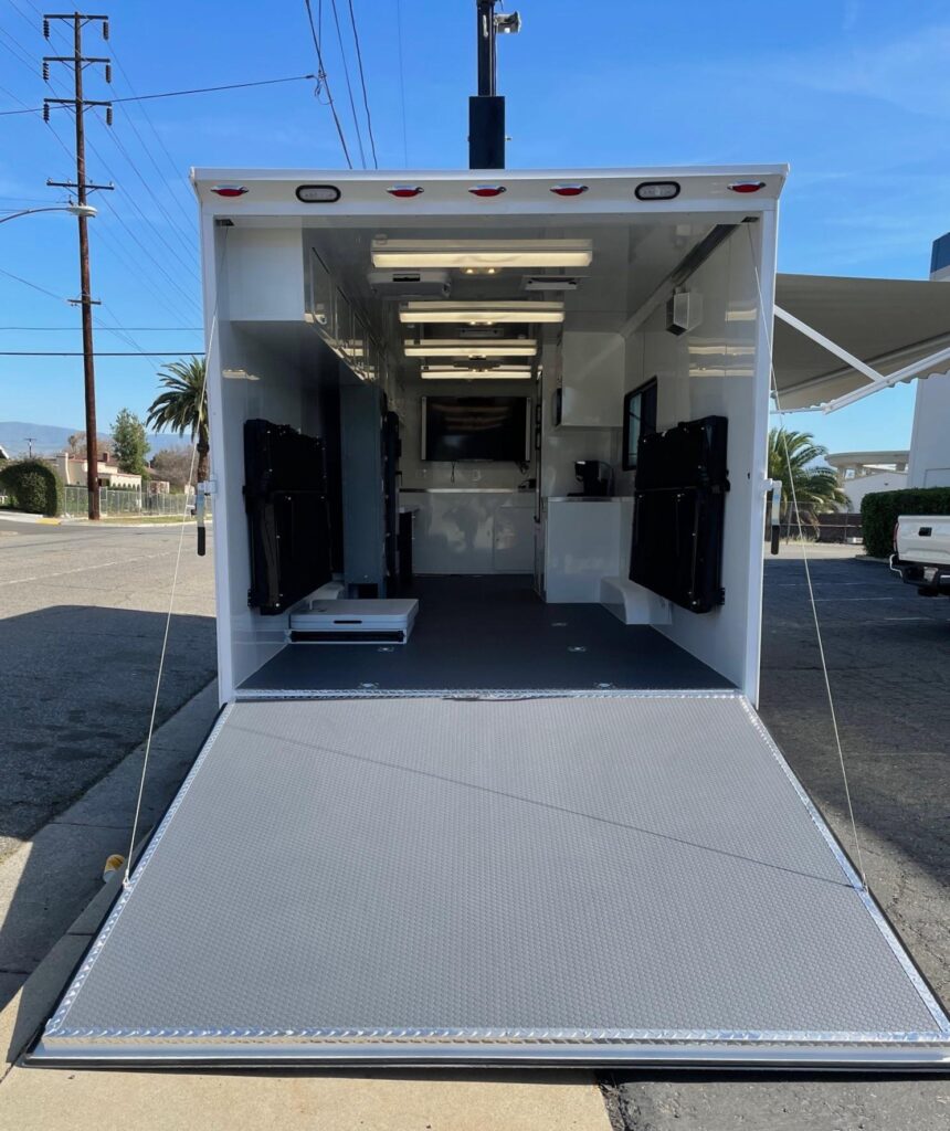 Custom Trailers – Universal Trailers