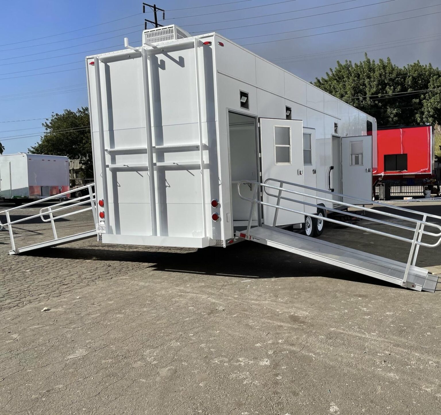 Medical & Covid Testing Trailers | Universal Trailers