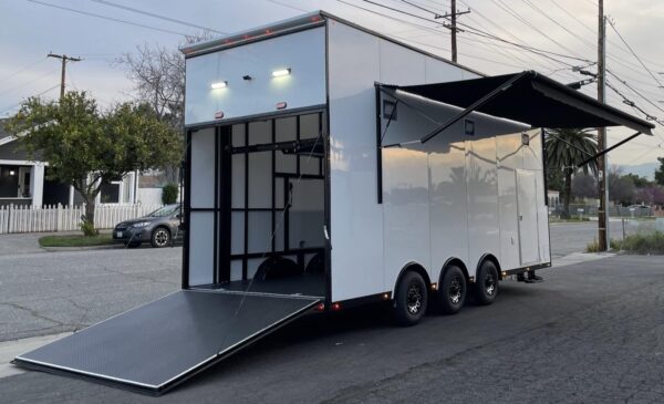 Stacker Trailers | Universal Trailers