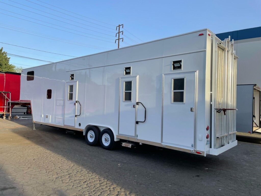 The Impact of Customized Trailers on Business Efficiency